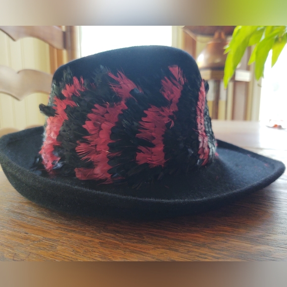 Vintage Lisa New York Paris | Other | Vintage Union Made Lisa Hat ...